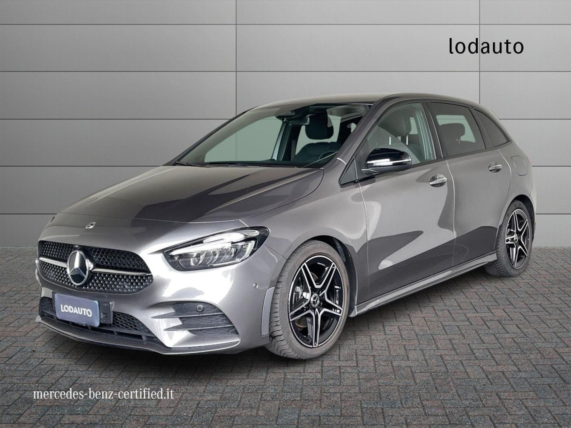 Vendo Mercedes-Benz Classe B 180 d AMG Line Advanced Plus auto usata a ...