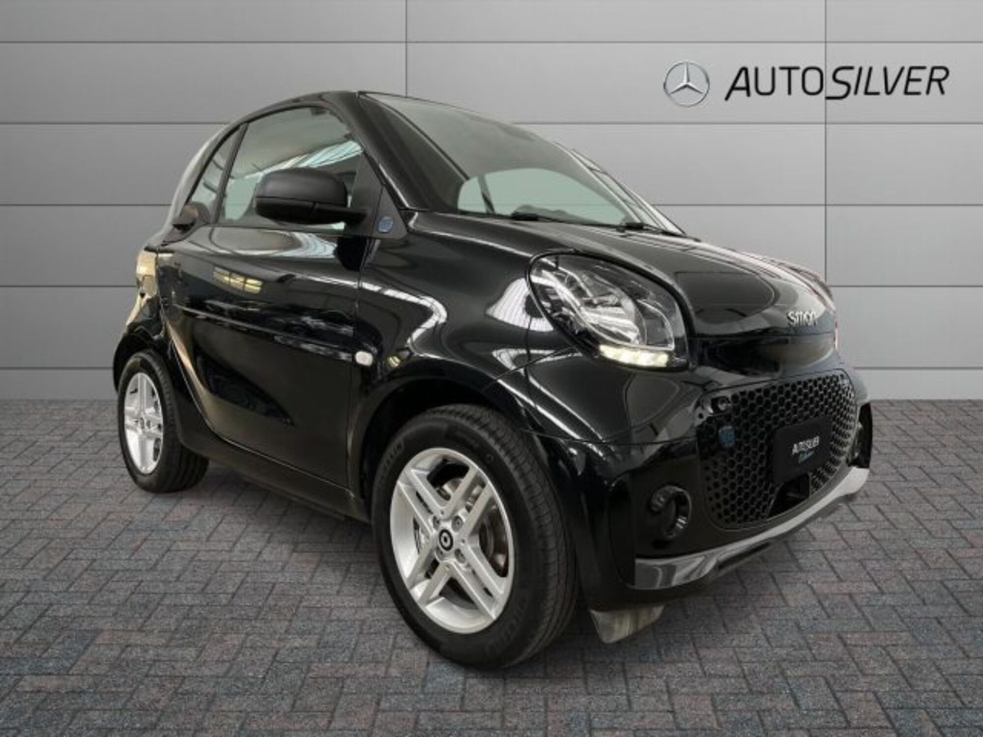 Vendo smart Fortwo EQ Parisblue (22kW) usata a Verona (codice 15343270) - Automoto.it