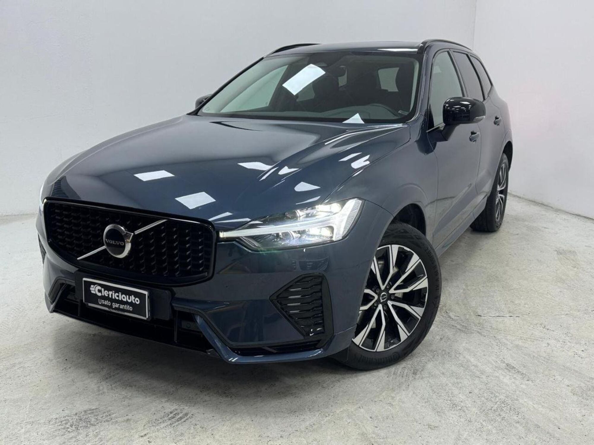 Volvo Xc60 B4 D Awd Plus Dark Auto