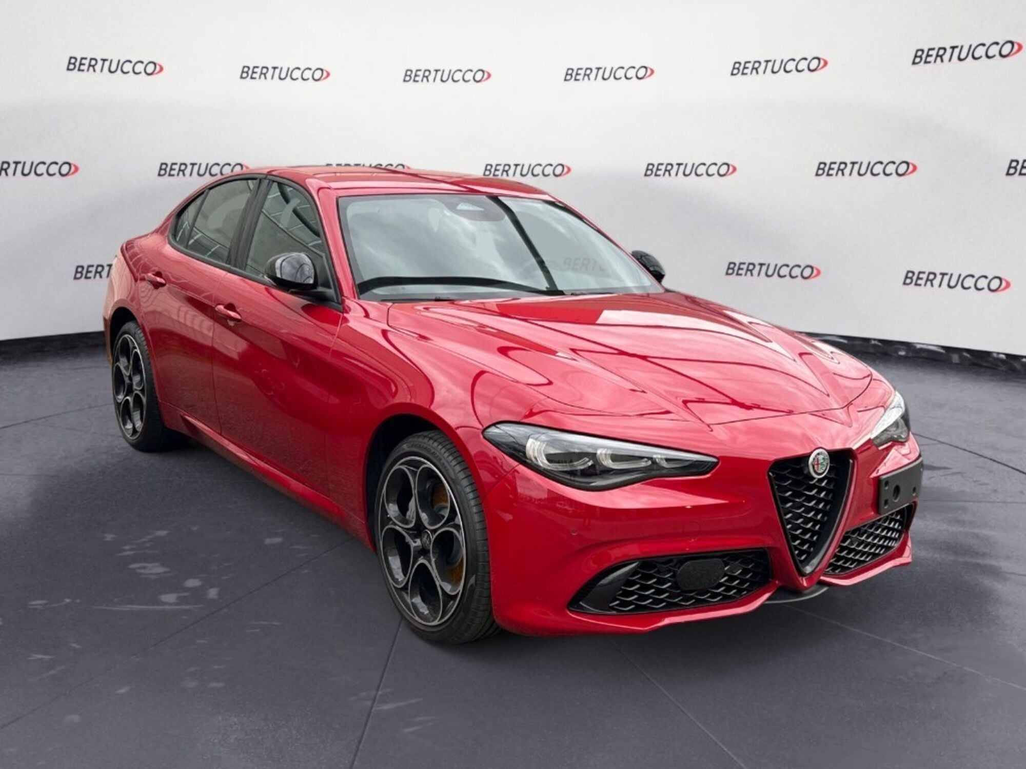 Vendo Alfa Romeo Giulia 2.0 Turbo 280 CV AT8 AWD Q4 Estrema nuova a Verona (codice 15384092 ...