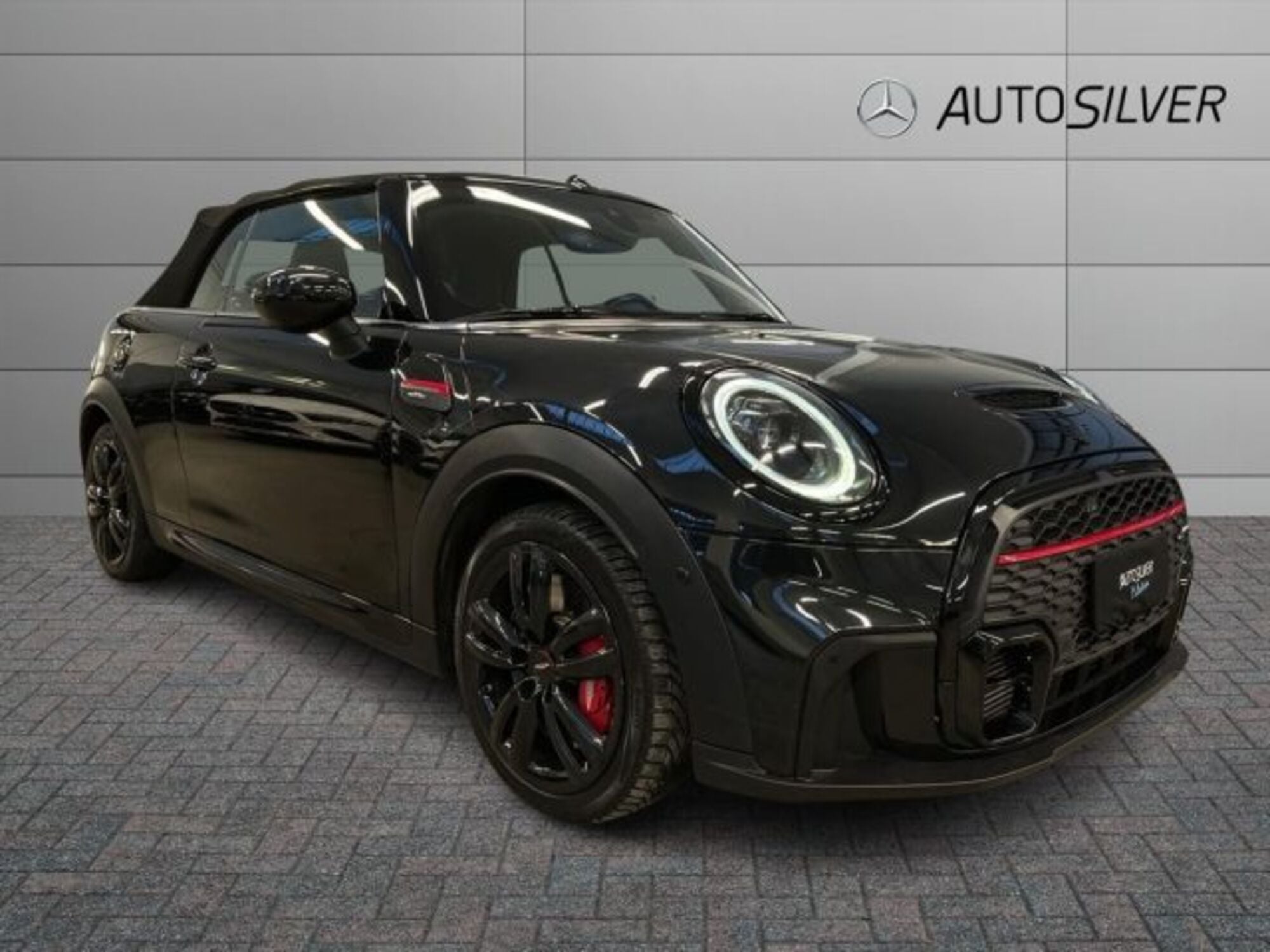Vendo MINI Mini Cabrio 2.0 John Cooper Works Cabrio usata a Verona ...
