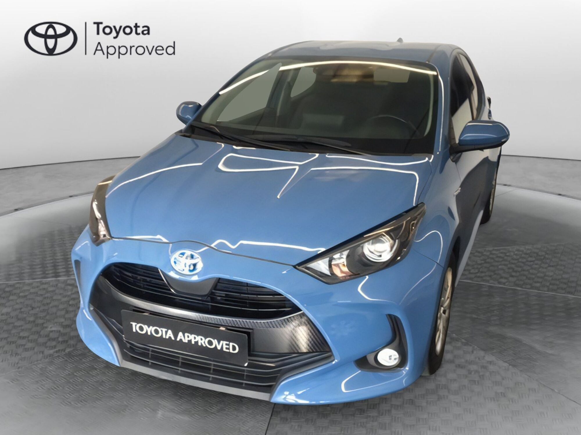 Vendo Toyota Yaris 1.5 Hybrid 5 porte Energy usata a Cantu', Como ...