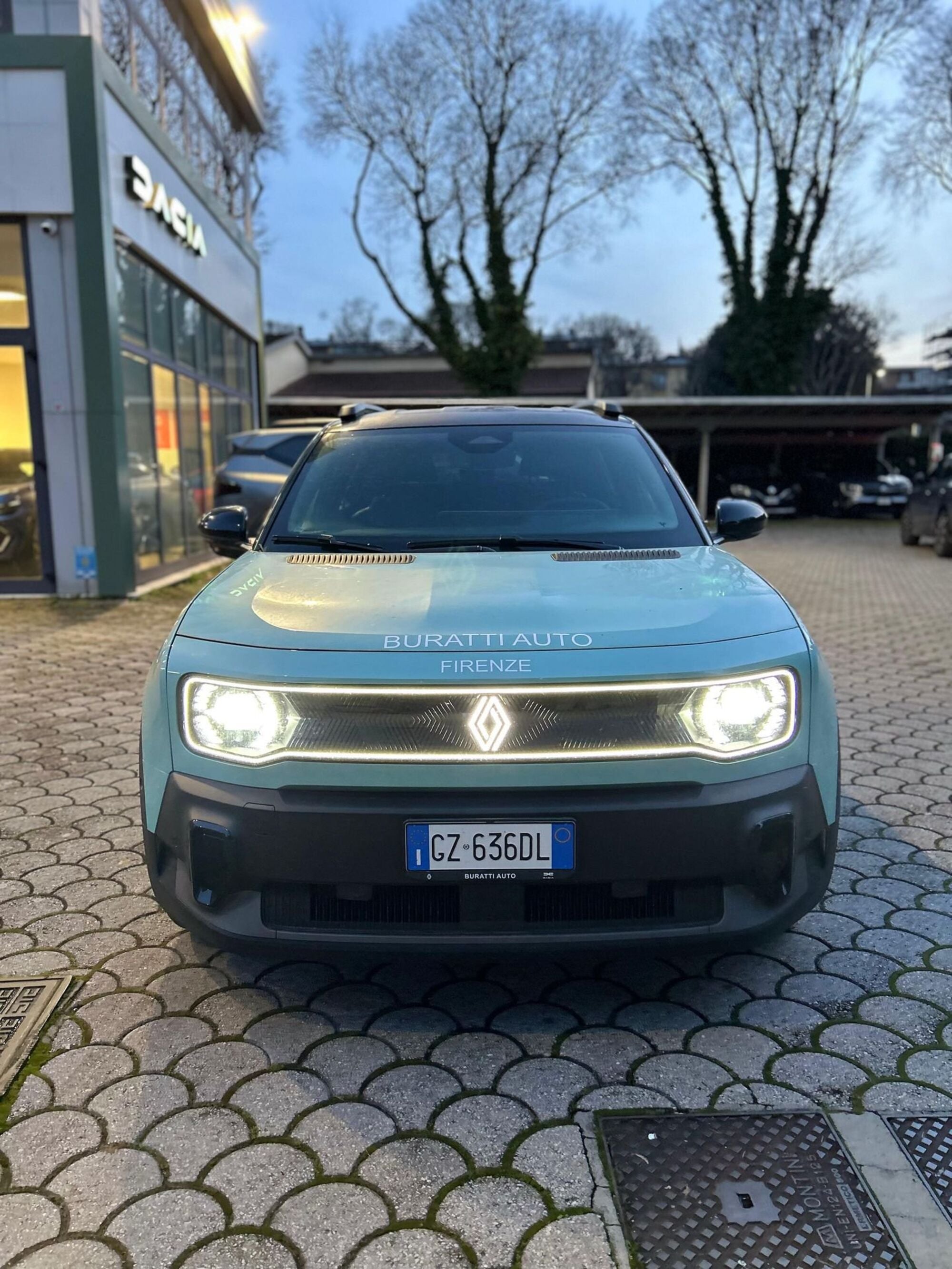 Vendo Renault Scenic E-Tech Electric Techno comfort range 170cv usata a ...