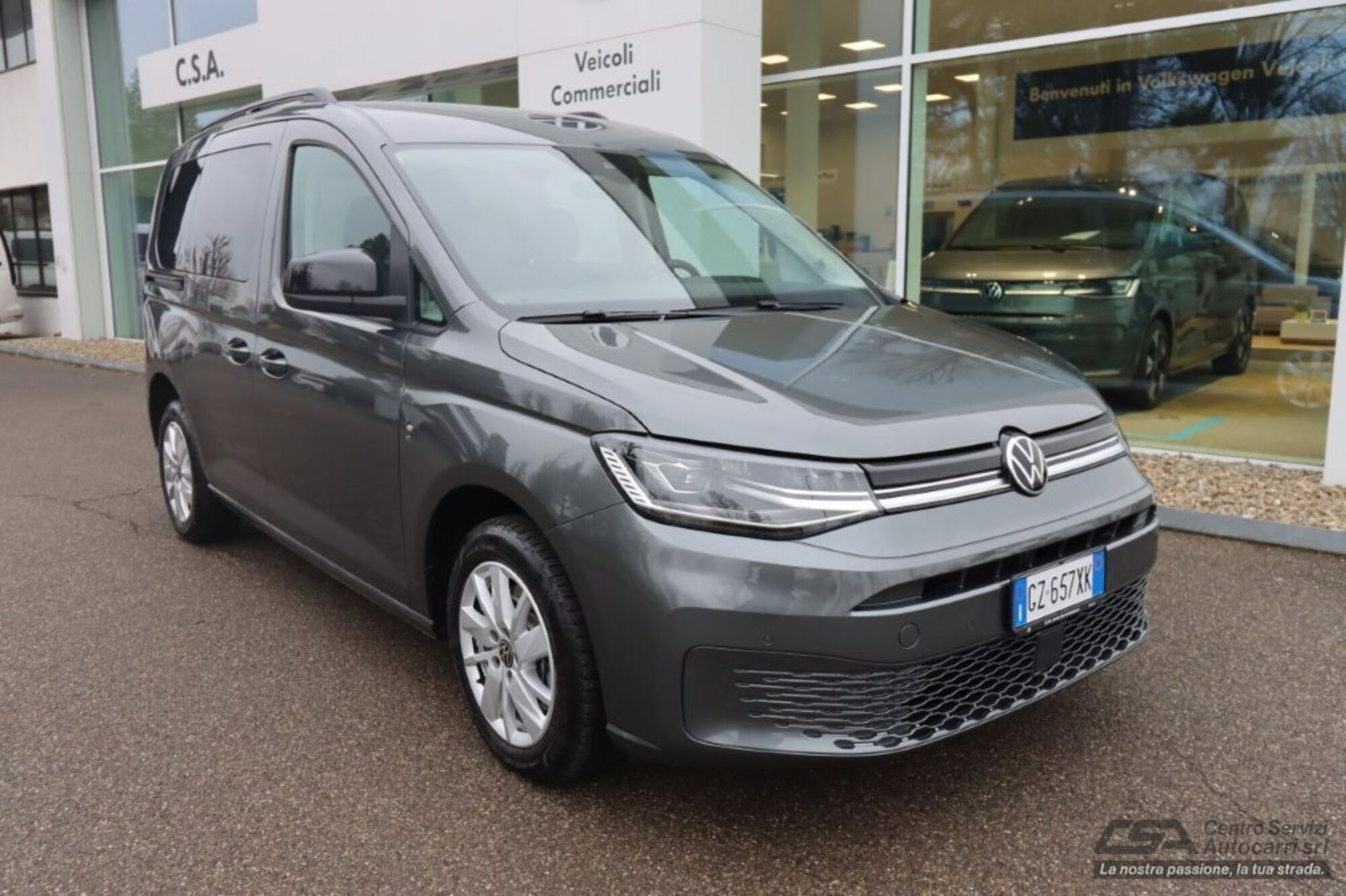 Vendo Volkswagen Caddy 2.0 TDI 122 CV Life Maxi usata a Anzola dell ...