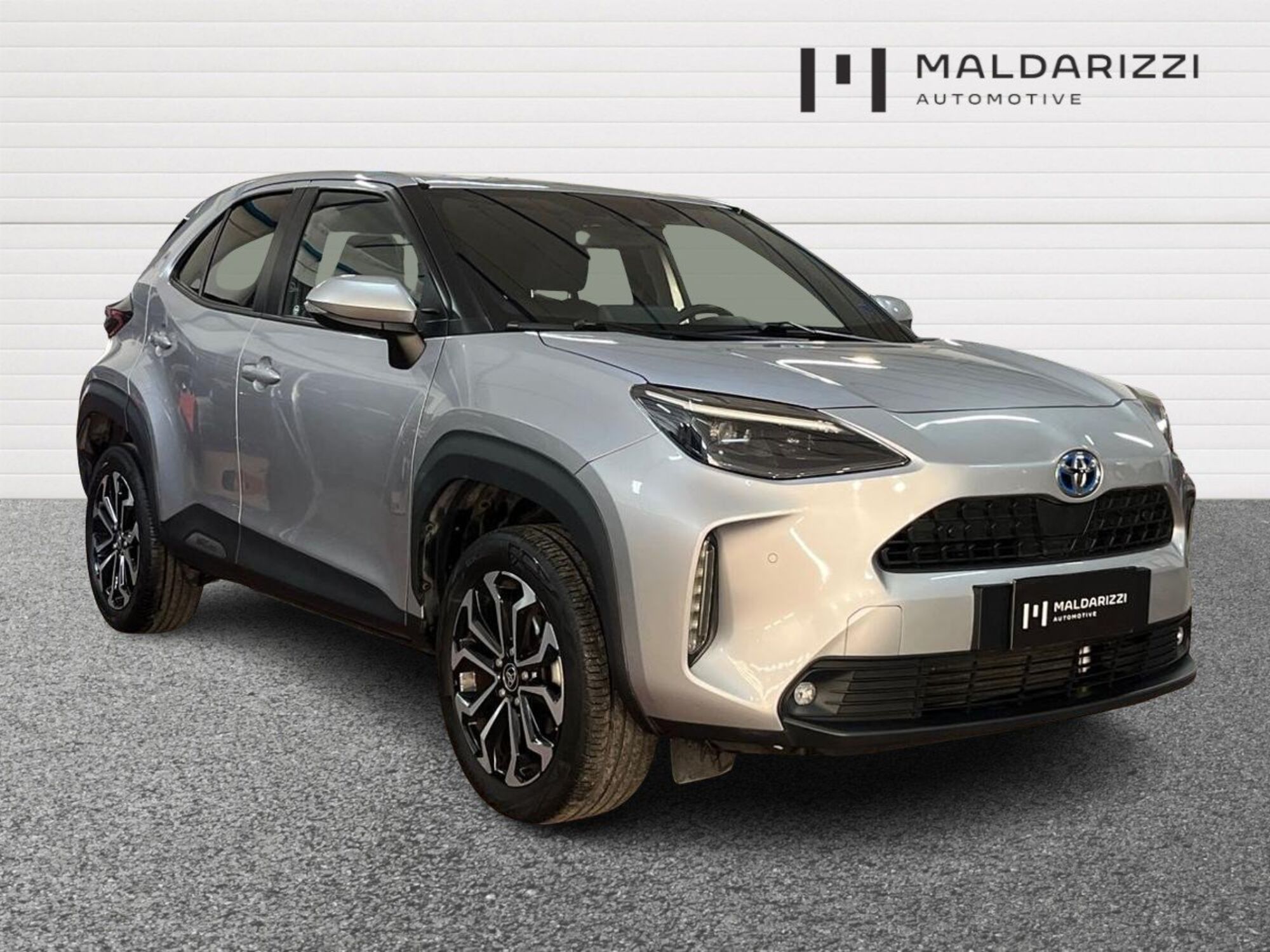 Vendo Toyota Yaris Cross 1.5h GR Sport Black Sky fwd 116cv e-cvt usata ...