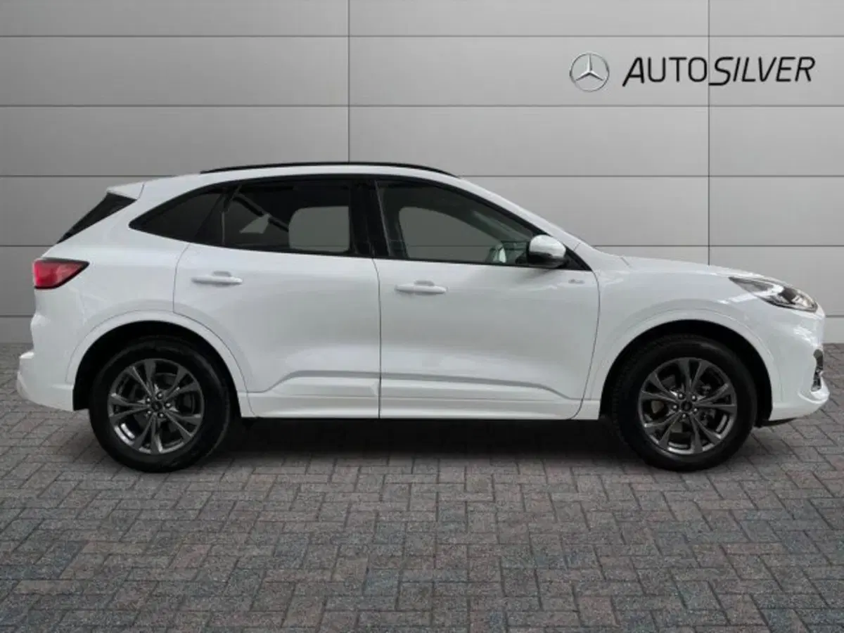 Vendo Ford Kuga 2.5 Full Hybrid 190 CV CVT 2WD ST-Line Design usata a ...