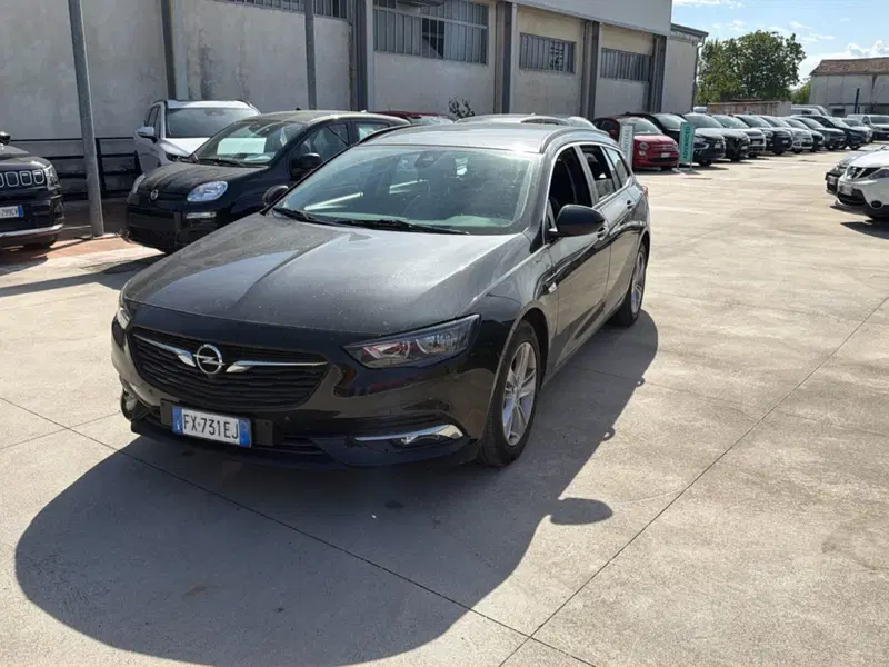 Vendo Opel Insignia Station Wagon 1.6 CDTI 136 S&S Sports Business ...