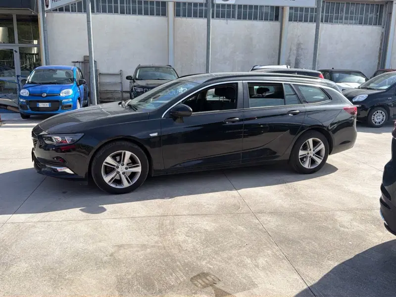 Vendo Opel Insignia Station Wagon 1.6 CDTI 136 S&S Sports Business ...