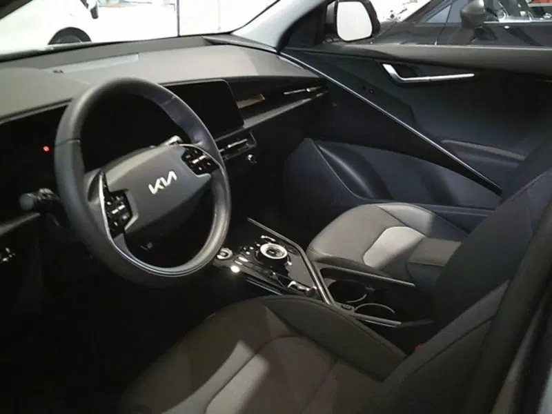 Vendo Kia Niro 1.6 GDi DCT HEV Style nuova a Novara (codice 15834313 ...