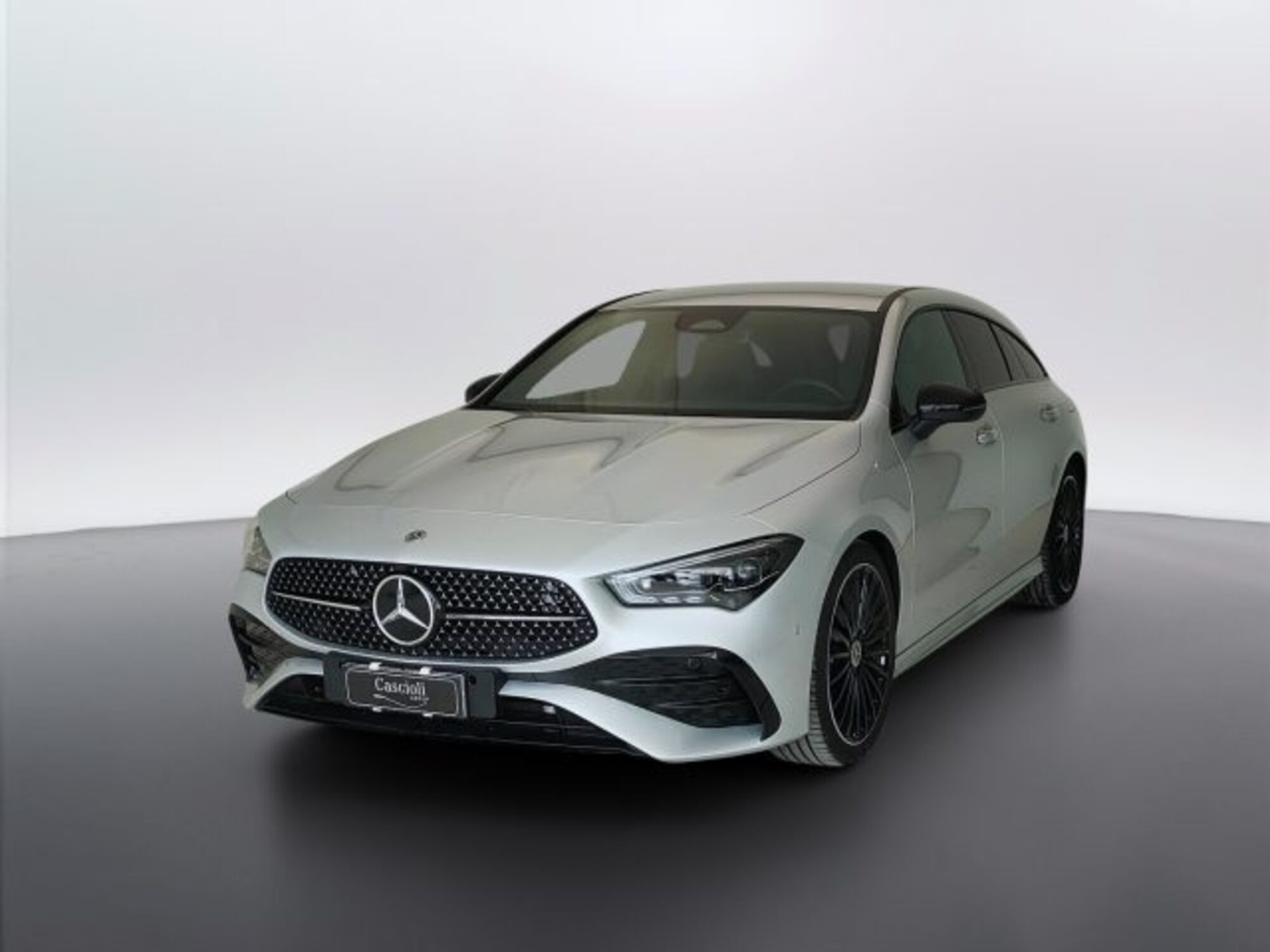 Vendo Mercedes-Benz CLA Shooting Brake 200 d Edition AMG Line auto ...
