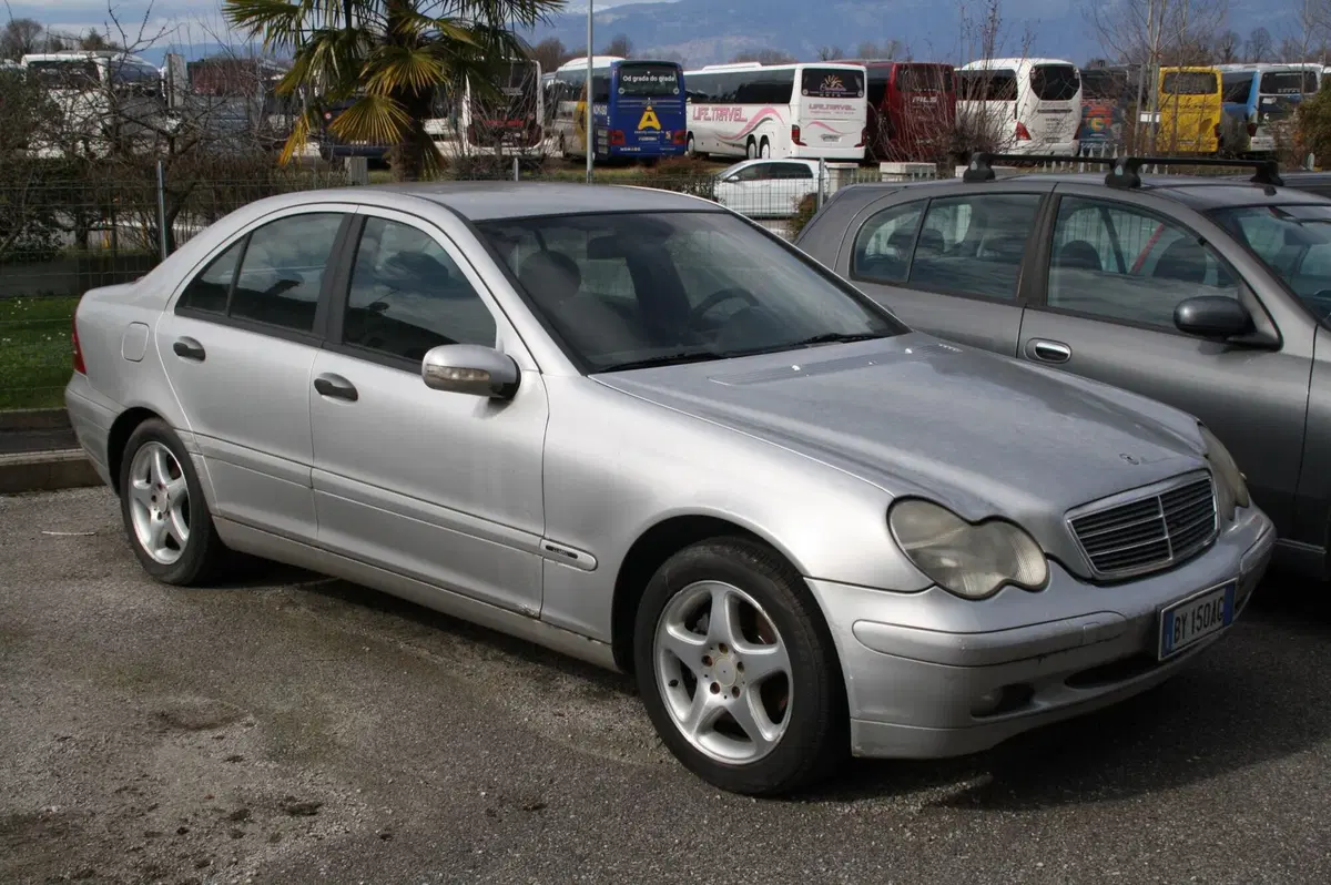 Vendo Mercedes-Benz Classe C 220 CDI cat Elegance Kubanite usata a ...