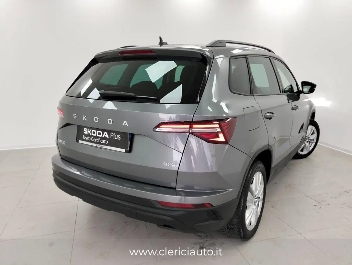 Vendo Skoda Karoq 2.0 TDI SCR 4x4 DSG Executive usata a Lurate Caccivio ...