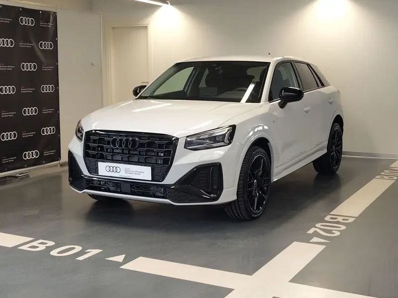 Vendo Audi Q2 35 2.0 tdi Identity Black s-tronic nuova a Modena (codice ...
