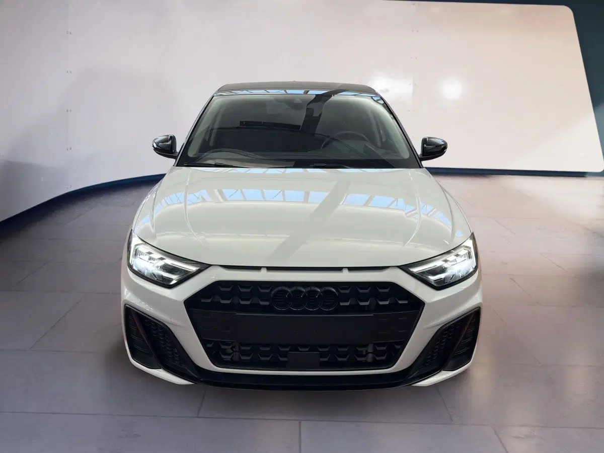 Vendo Audi A1 Sportback 30 1.0 tfsi S Line Edition 116cv s-tronic usata ...