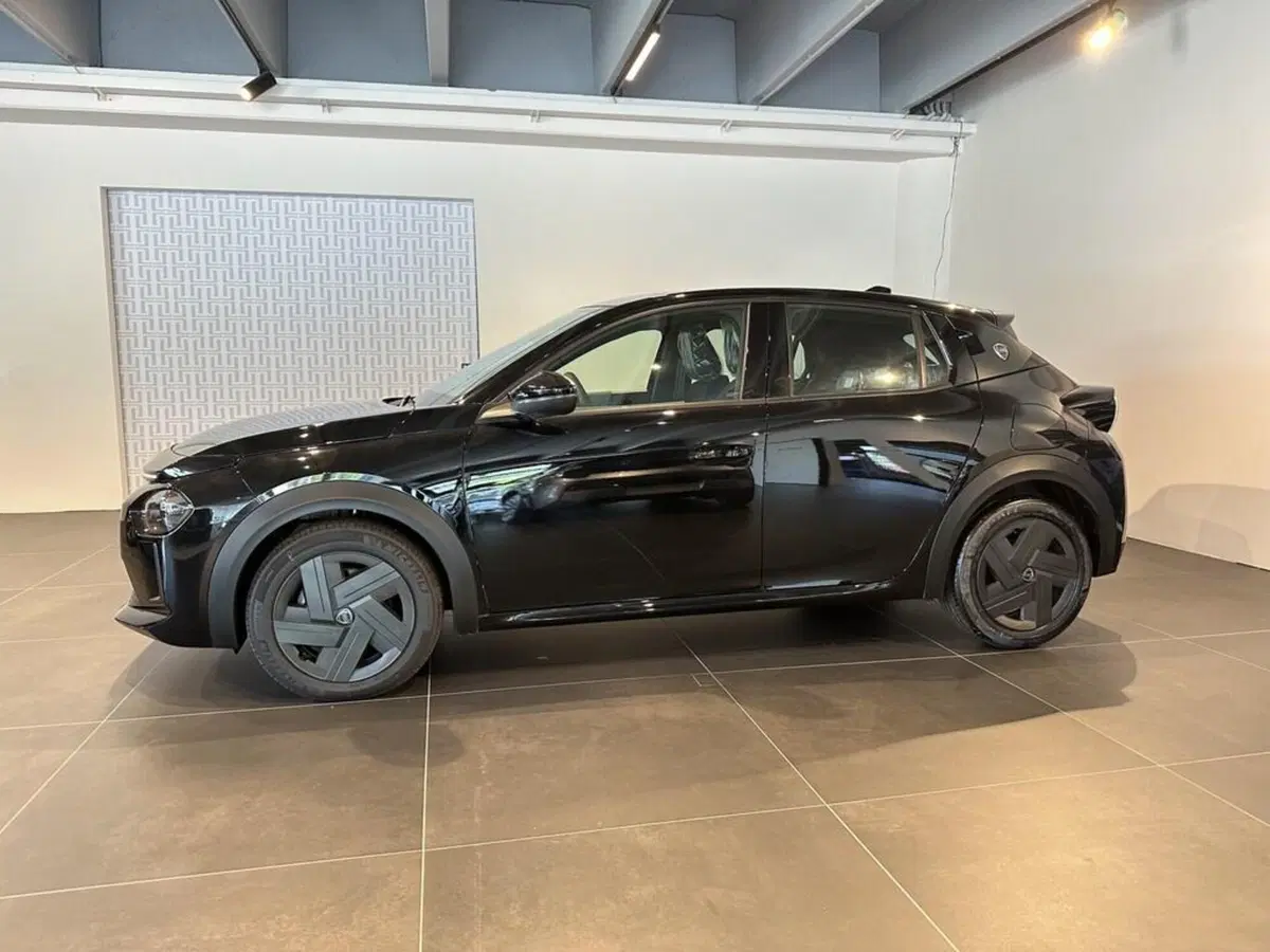 Vendo Lancia Ypsilon 1.2 mhev Edizione Cassina e-dct nuova a Montagna ...
