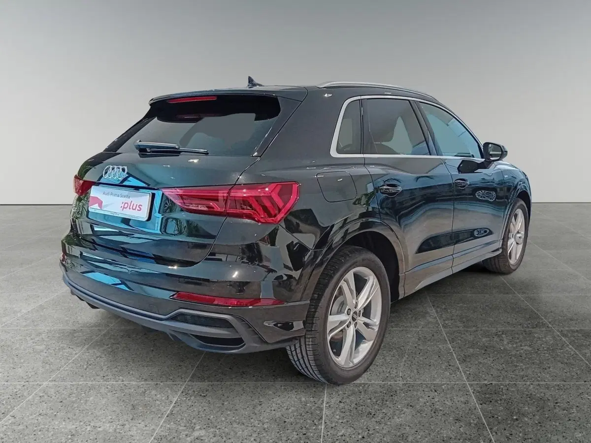Vendo Audi Q3 Sportback 35 TDI quattro S tronic S line edition nuova a ...