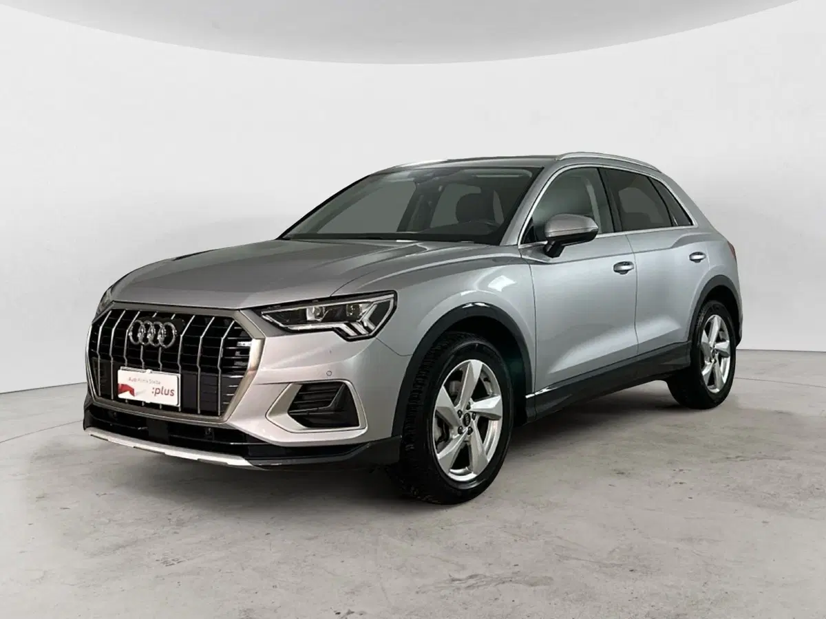 Vendo Audi Q3 35 2.0 tdi Business Advanced s-tronic usata a Casagiove ...