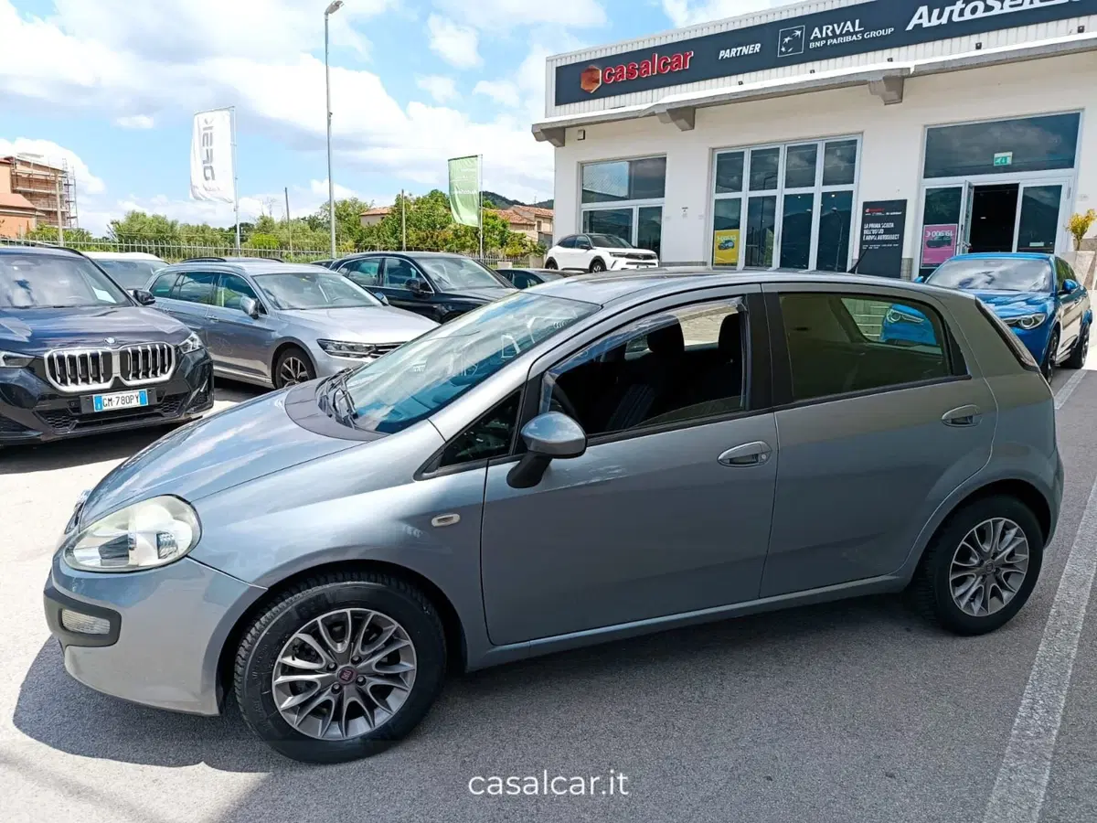 Vendo Fiat Grande Punto 1.3 MJT 75 CV 5 porte S&S Actual usata a ...