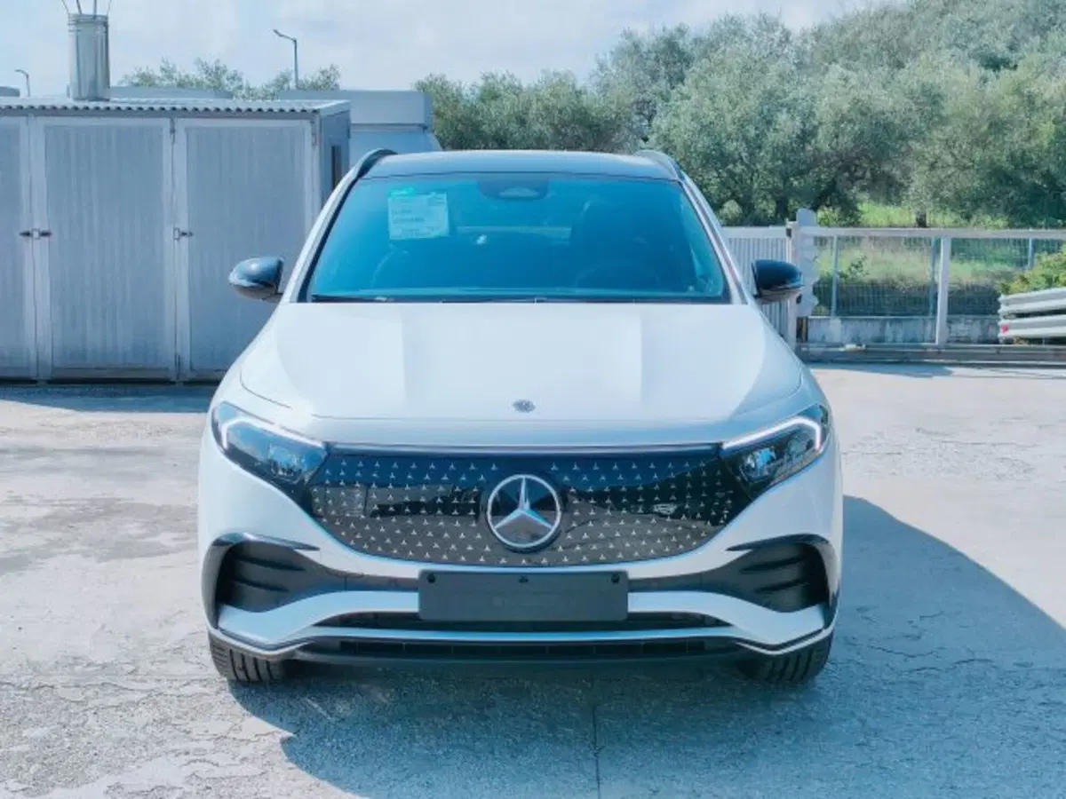 Vendo Mercedes-Benz EQA 250 Premium Pro nuova a Mosciano Sant'Angelo ...