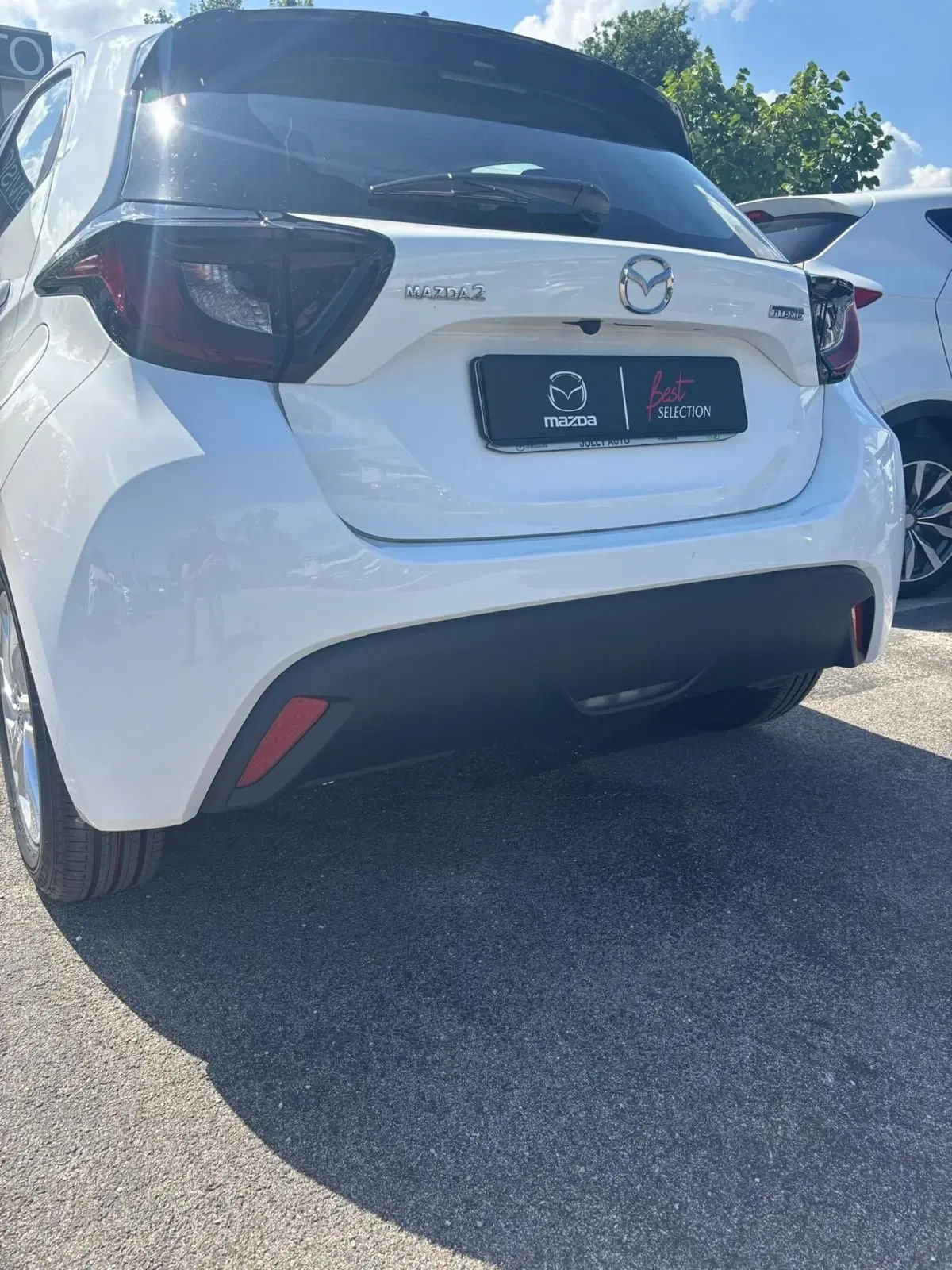 Vendo Mazda Mazda2 Hybrid 1.5 VVT e-CVT Full Hybrid Electric Select ...