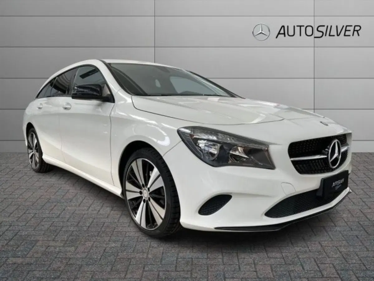 Vendo Mercedes-Benz CLA 200 d Automatic Sport usata a Verona (codice ...