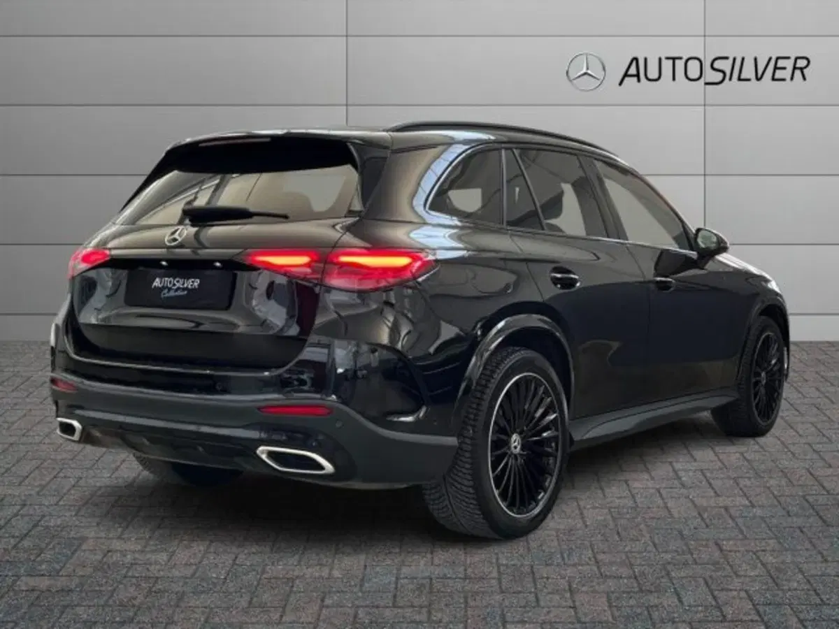 Vendo Mercedes-Benz GLC 220 d 4Matic Mild Hybrid AMG Premium Plus usata ...