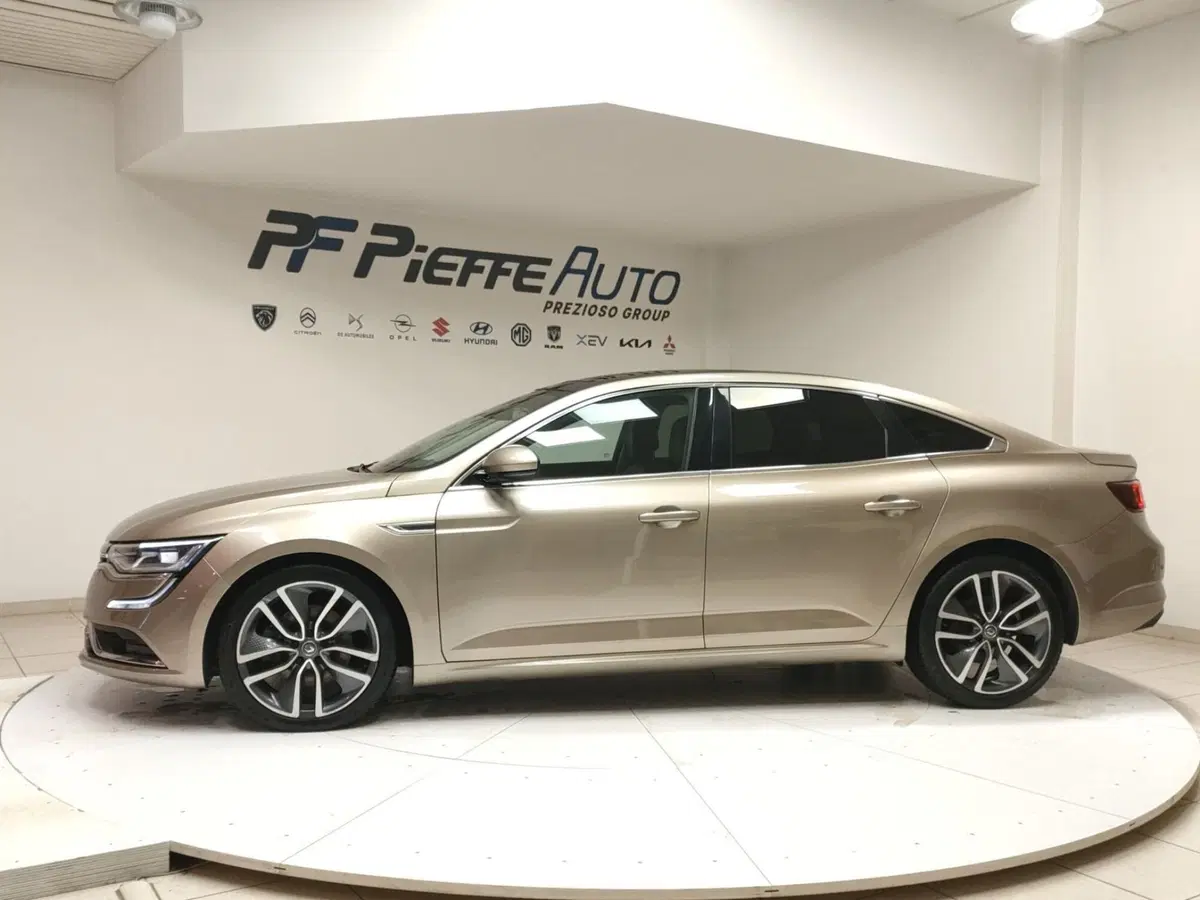 Vendo Renault Talisman 160 CV EDC Energy Initiale Paris 4Control usata ...