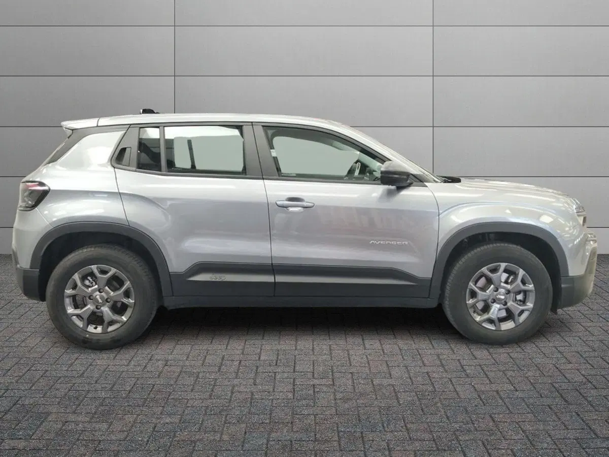 Vendo Jeep Avenger 1.2 turbo e-hybrid mhev Altitude fwd 110cv edct6 ...