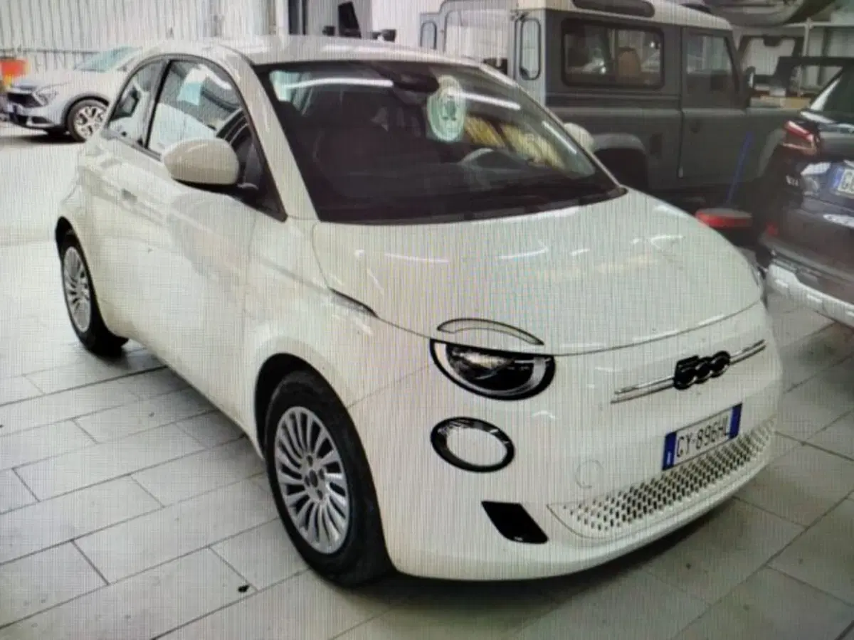 Vendo Fiat 500e Icon Berlina 42 kWh usata a Cesena, Forlì-Cesena ...