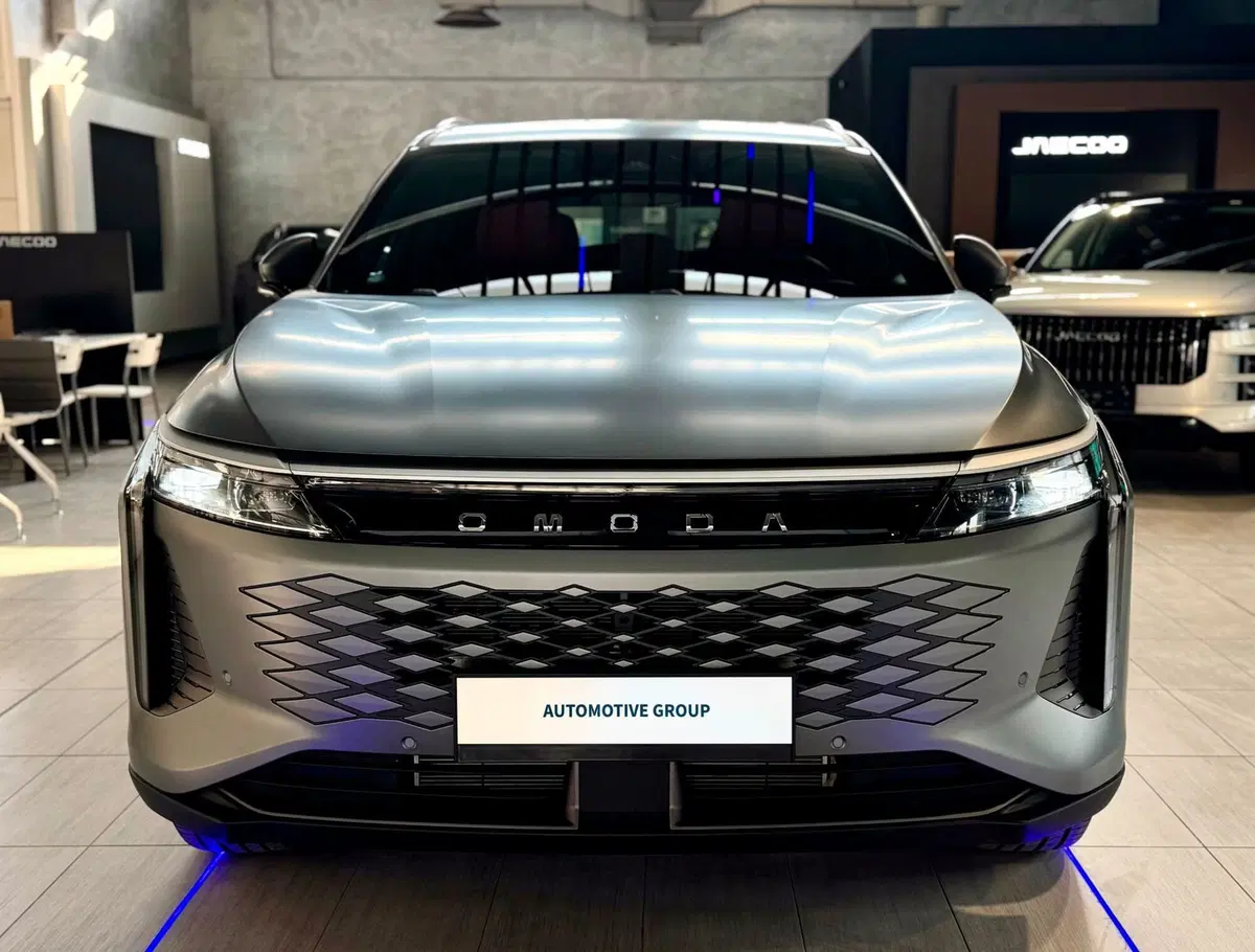 Vendo Omoda Omoda 9 SHS-P 1.5 tgdi phev Black Knight i-awd nuova a ...