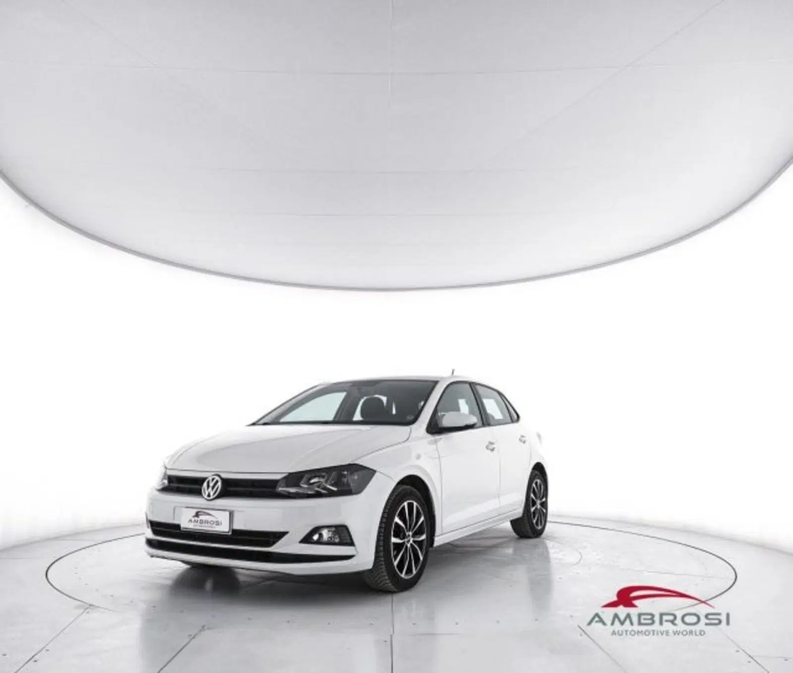 Vendo Volkswagen Polo 1.0 TGI 5p. Trendline BlueMotion Technology usata ...