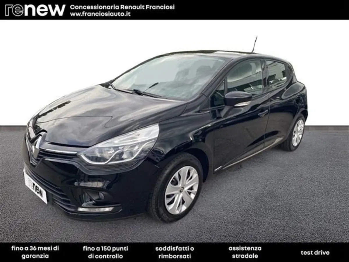 Vendo Renault Clio TCe 12V 90 CV GPL 5 porte Moschino Life usata a ...