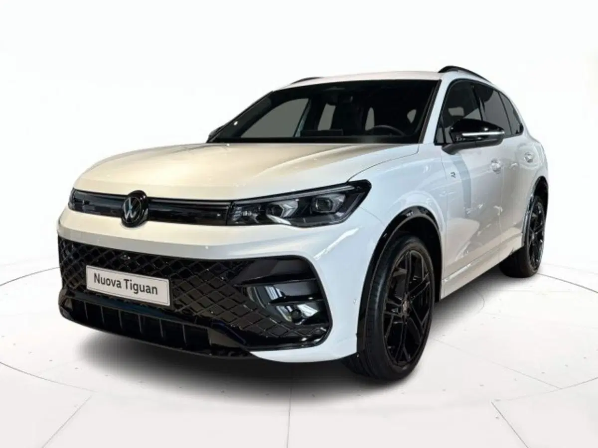 Vendo Volkswagen Tiguan 2.0 TDI 150 CV SCR DSG 4MOTION R-Line nuova a ...