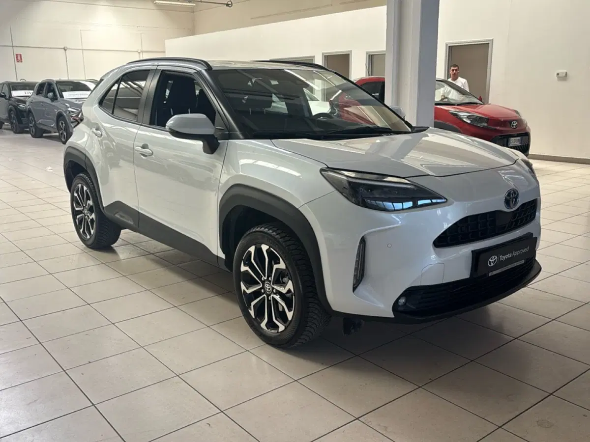 Vendo Toyota Yaris Cross Trend fwd 115cv e-cvt usata a San Lazzaro di ...