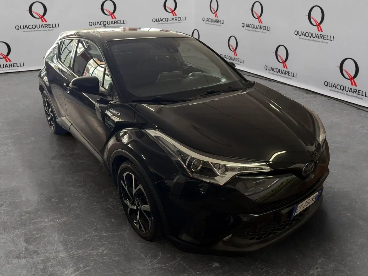 Vendo Toyota Toyota C-HR 1.8 Hybrid E-CVT Trend usata a Milano (codice ...