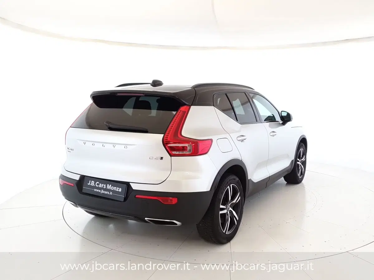 Vendo Volvo XC40 D4 AWD Geartronic R-design usata a Agrate Brianza ...