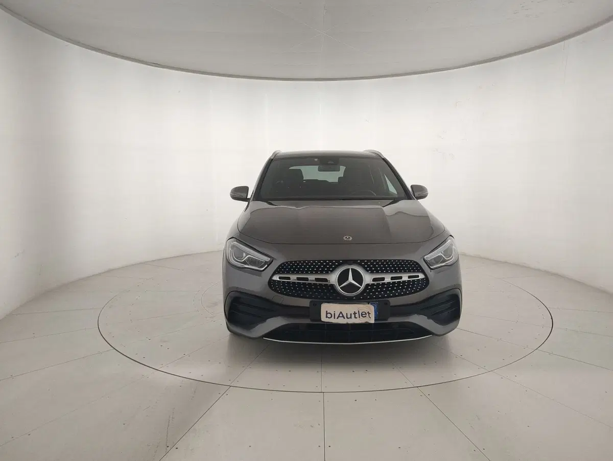 Vendo Mercedes-Benz GLA SUV 200 d AMG Line Premium Plus 4matic auto ...