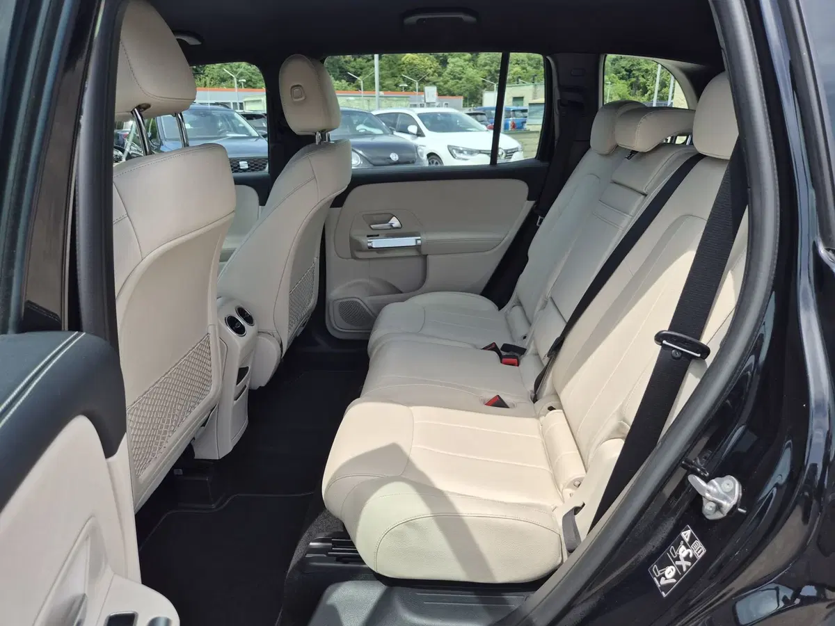 Vendo Mercedes-Benz GLB 180 d Progressive Advanced Plus auto usata a ...