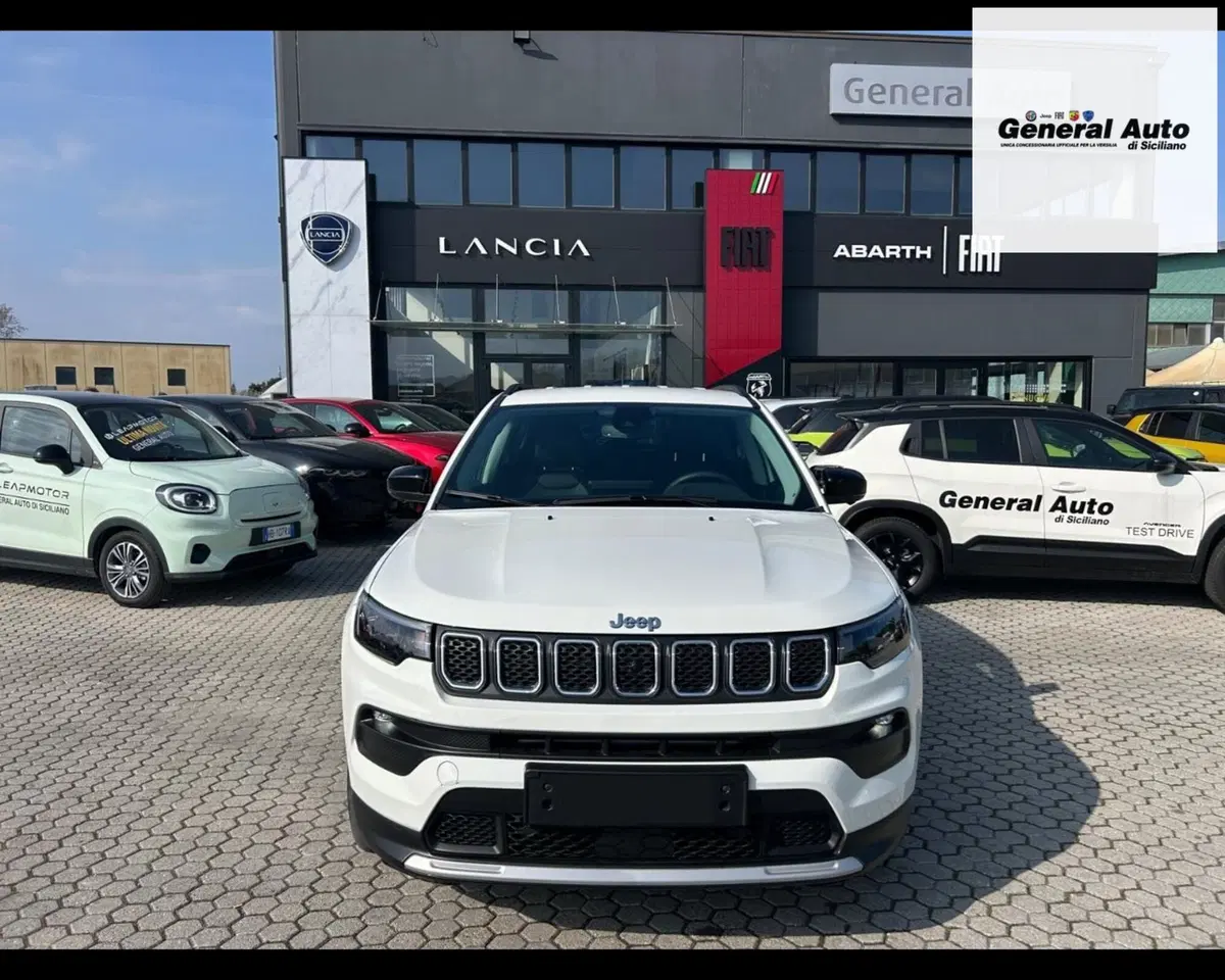 Vendo Jeep Compass 1.3 turbo t4 phev Altitude 4xe auto usata a ...