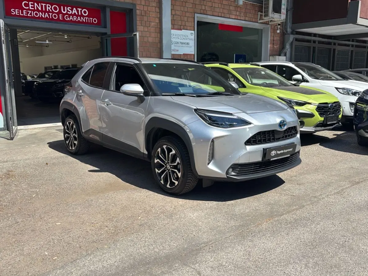 Vendo Toyota Yaris Cross Trend fwd 115cv e-cvt usata a San Lazzaro di ...