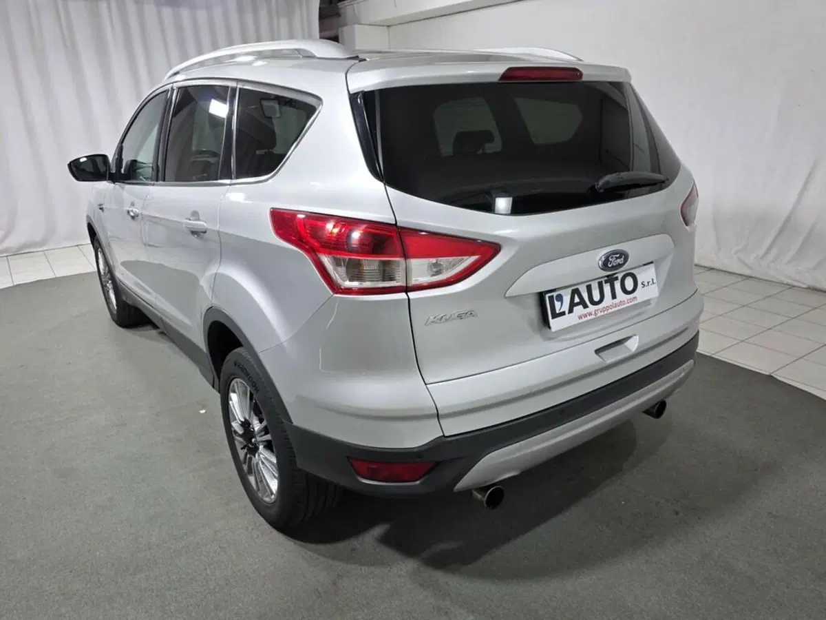 Vendo Ford Kuga 2.0 TDCI 140 CV 4WD Powershift Plus usata a Montagna in ...
