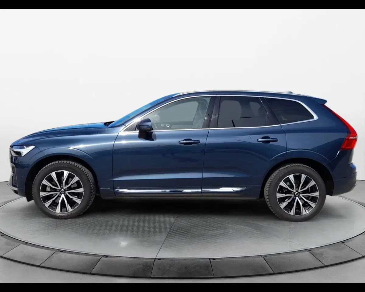 Vendo Volvo XC60 B4 (d) AWD automatico Plus Bright usata a Ravenna ...